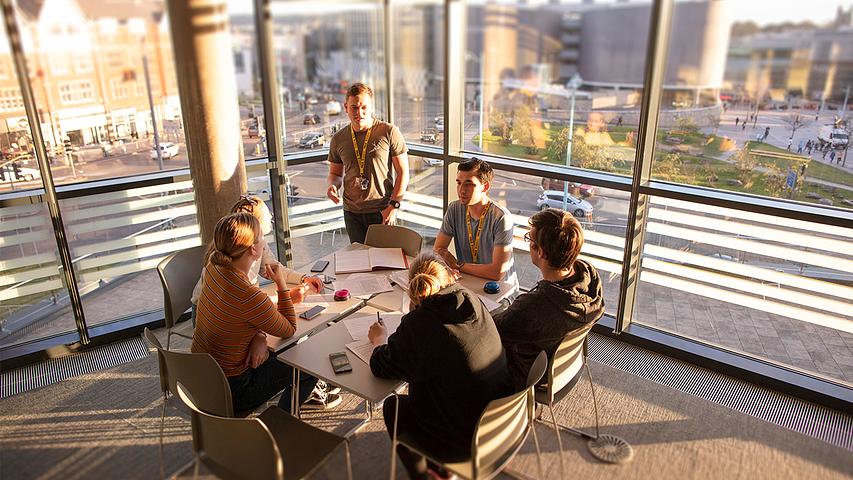 Peer-Assisted Learning Scheme (PALS) - University of Plymouth