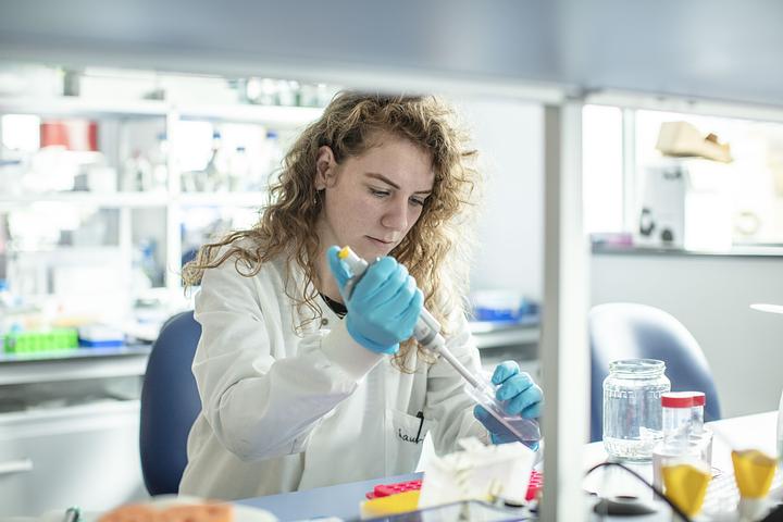Driving discovery together - University of Plymouth