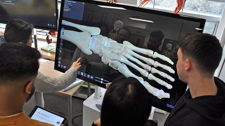 NIHR INSIGHT SW Peninsula Research Masters studentships - University of ...