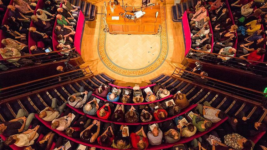 University livestreams Royal Institution Christmas Lectures ...
