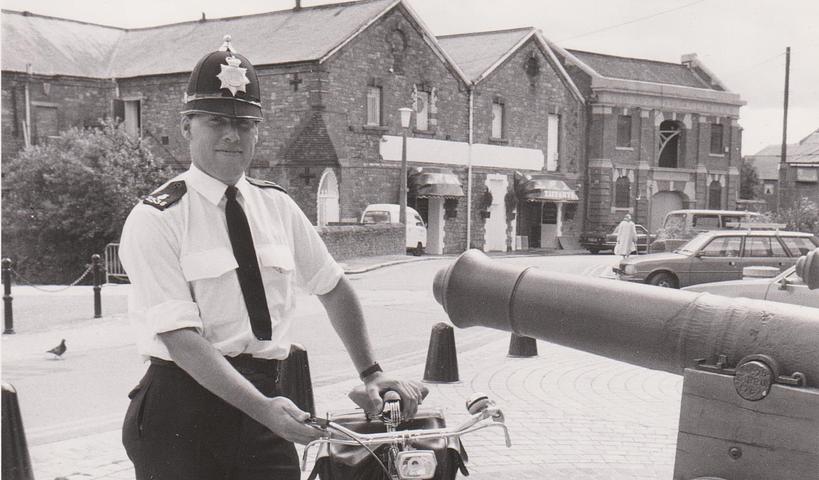 Everyday Policing: The Oral Testimony of Retired Police Officers ...