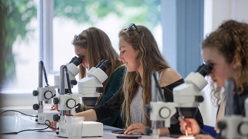 Girls into Geoscience - University of Plymouth