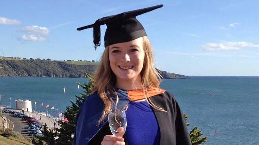 Ellie Vaughan - BSc (Hons) Marine Biology; MRes Marine Biology graduate ...