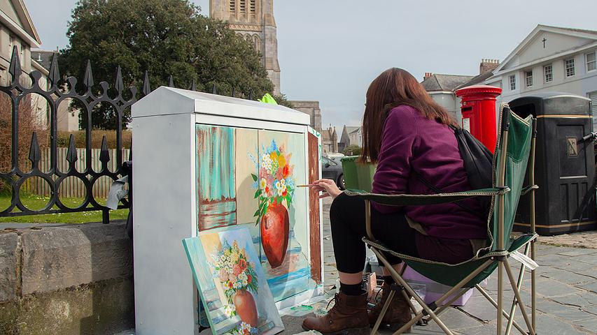 Brightening the community - University of Plymouth