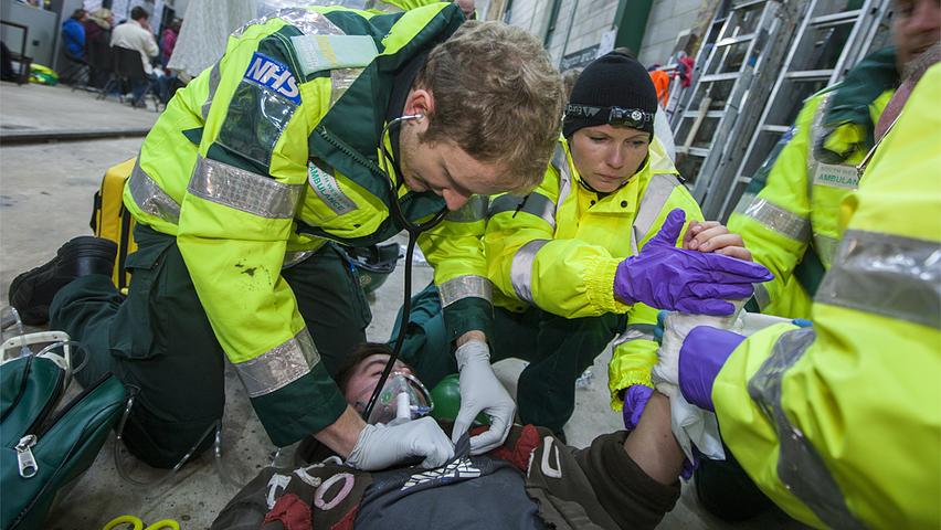 BSc (Hons) Paramedic Science with Integrated Foundation Year ...