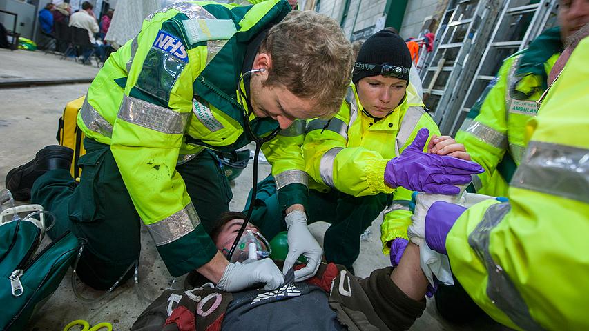 What can you do with a paramedic science degree? - University of Plymouth