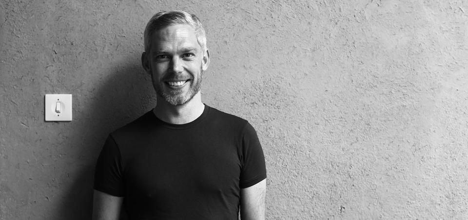 Leading historian and TV presenter works with students and academics at ...