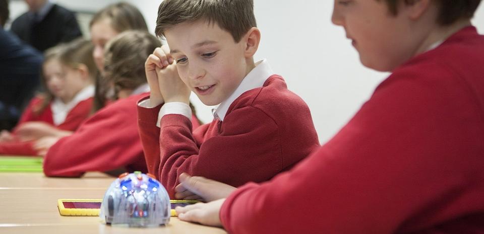 Primary schools and University to explore learning benefits of ...