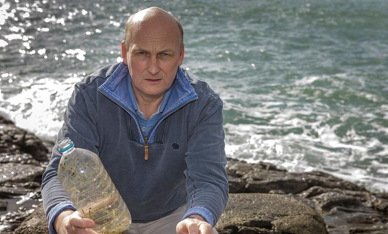 Leading scientists express concern over micro plastics in the ocean ...