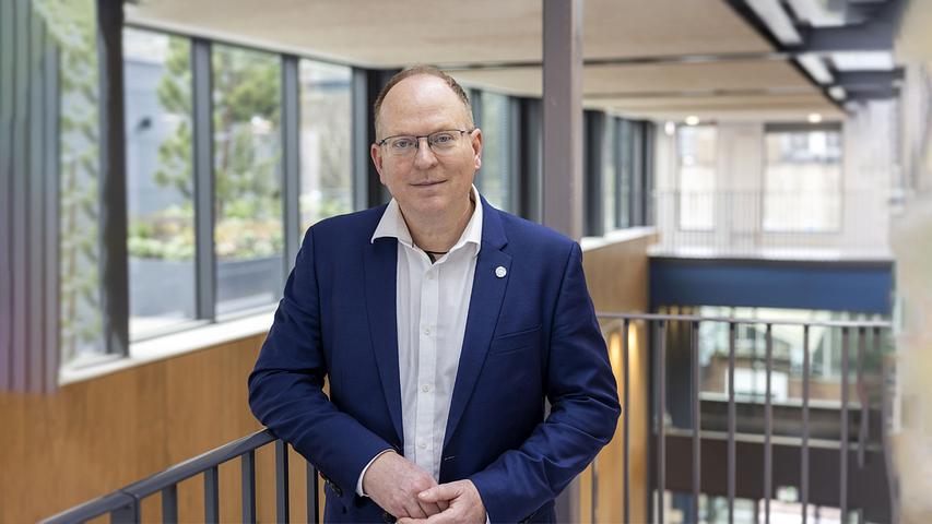 Leading climate and low-carbon energy scientist is new Executive Dean ...